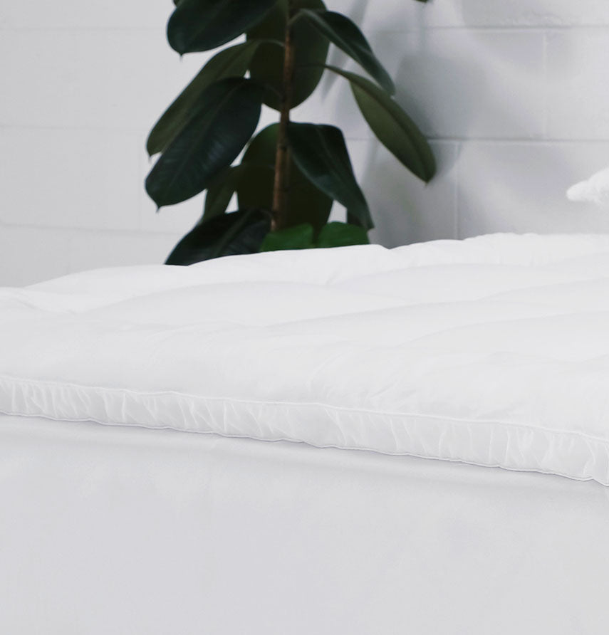 Hotel Mattress Topper - Heavenly Microfibre Comfort | Mainlinen